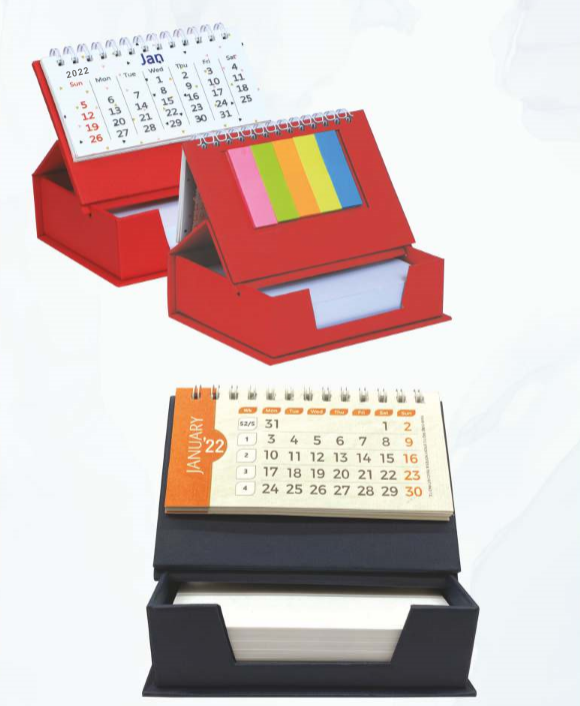 Cube pad table calendar with sticky notes